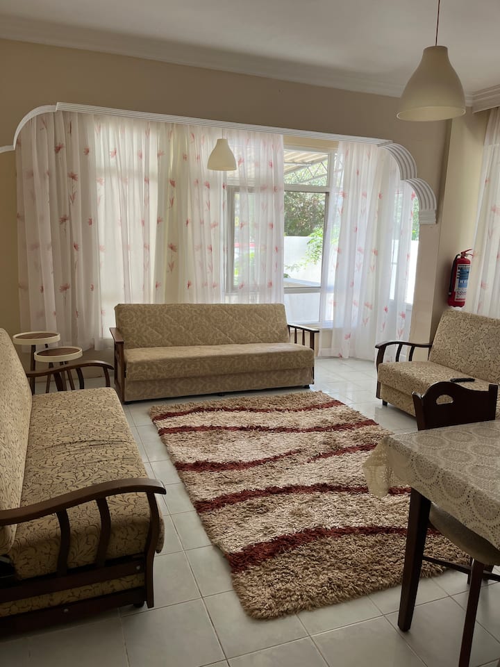 Denize 20 Metre Mesafede - Ayvalık