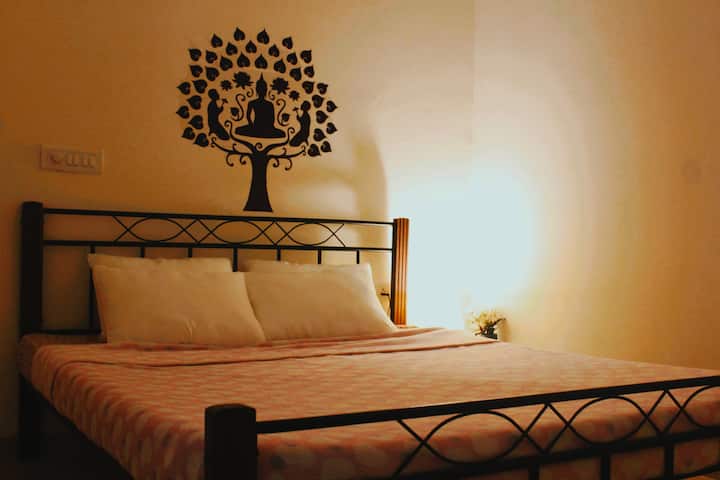 Room In A Shared Apartment - Ghaziabad