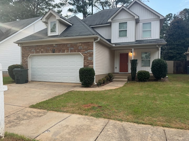 Home. Work Office. Lake Close. - Covington, GA