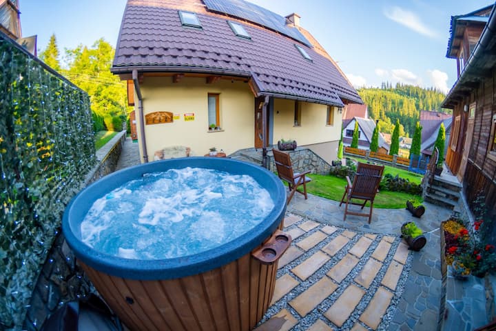 Bylinkowa Chata Jacuzzi I Sauna - Poland