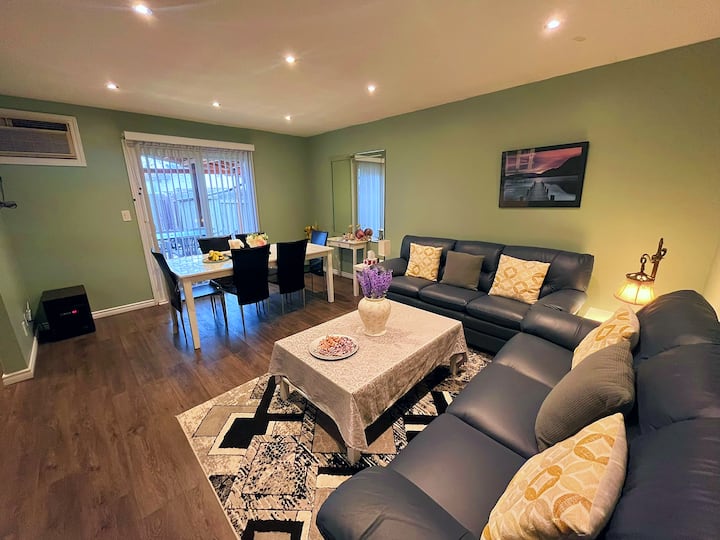 Furnished 5 Bedroom Family House In East Windsor - Détroit, MI