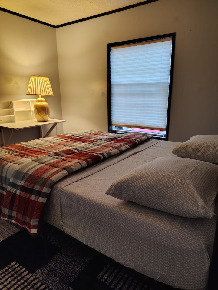 Kiyan Bedroom 2 - Urbana, IL