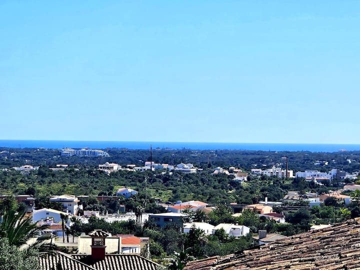 1 Bedroom Apartment With Sea Views Central Algarve - Loulé