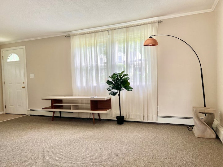 Cozy Room _second Floor - Nashua, NH