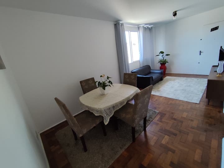 Apt Amplo Central,  1 Dorm Com Ar 12.000, Sem Box. - Santa Maria