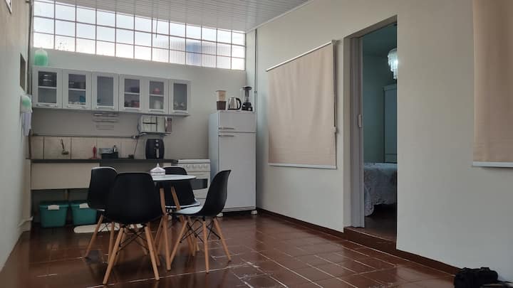 Casa Completa  - Ar Condicionado, Wi-fi E Garagem - Uberlândia