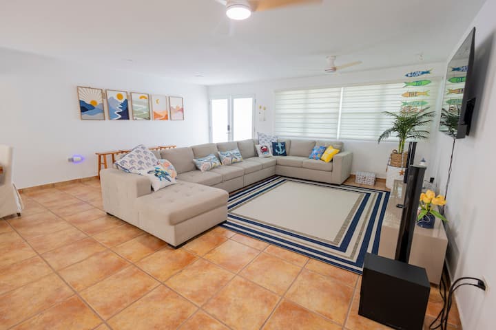 Beachfront & Private Pool Villa - Fajardo