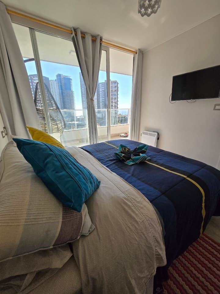 Depto. Vista Mar / Parque, Con Piscina Climatizada - Concón