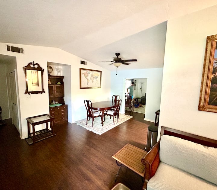 Spacious House In The Heart Of Gainesville - Gainesville, FL