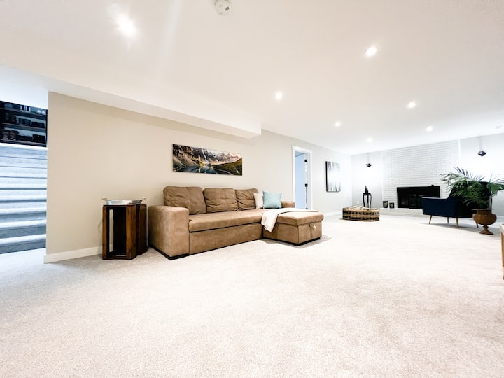 Clean & Quiet | Close To Dt | 2 Bdrm Bsmt Suite - Edmonton