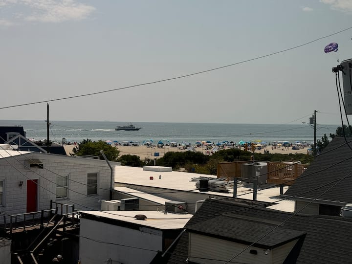 Partial Beach View Condo W/ Pool - Cape May, NJ