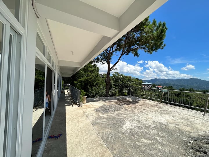 Magical Mountain: Room In Baguio 1 - Itogon
