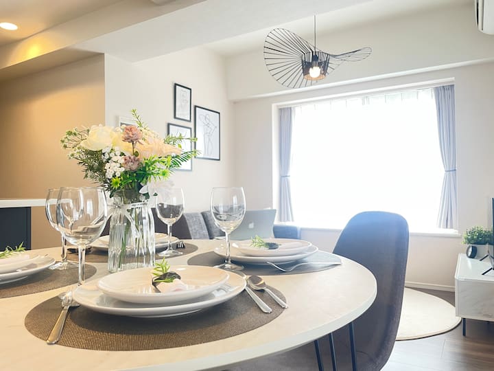 【春セール】上質な旅を求める方へ/モダンな家/40㎡/カップル/日本各地への旅行に便利/長期お得 - Tokyo