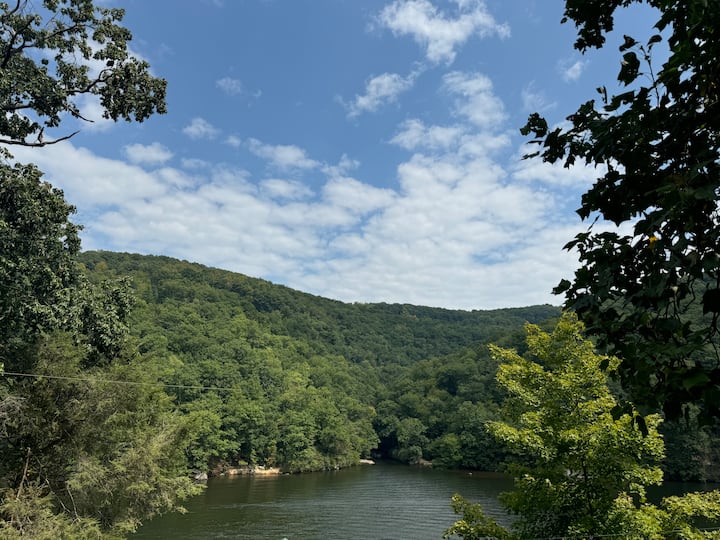 Lakeside Retreat - Cheat Lake, WV