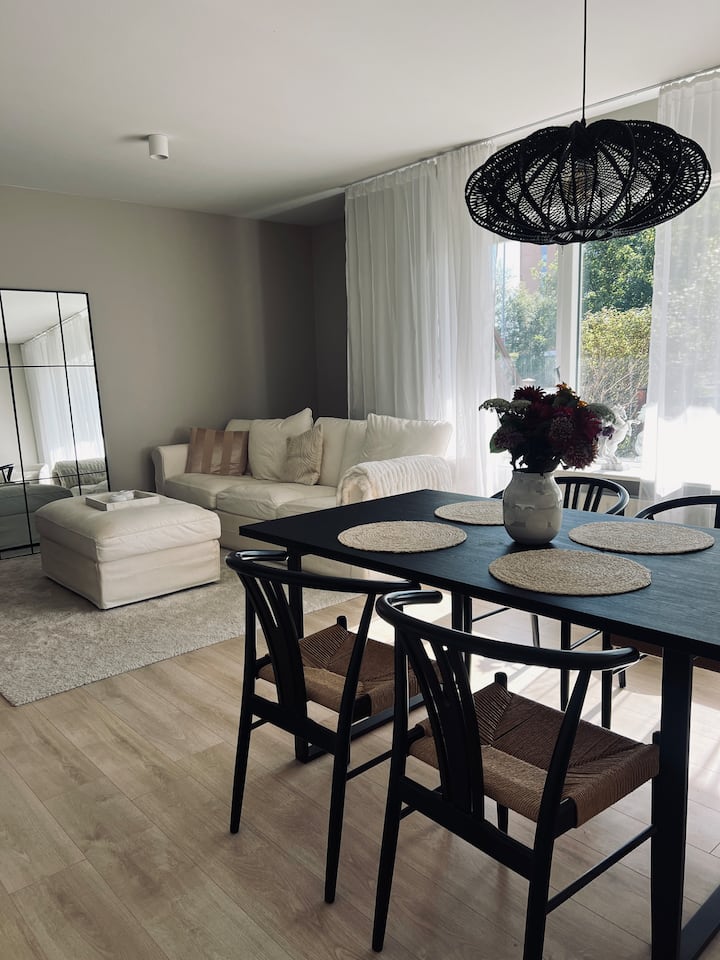 Lovely 1-bedroom Apartment. Great Location - Reykjavík