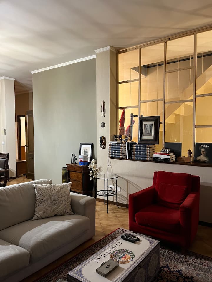 Grazioso Trilocale Con Balcone - Monza