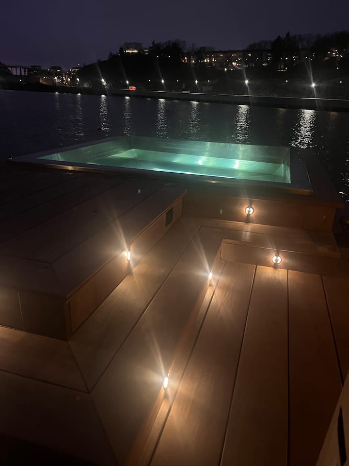 Nordic Spa&sauna Water Villa - Estocolmo