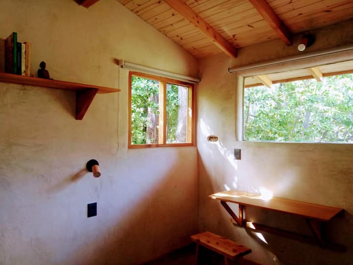 Cozy Sustainable Home, A Natural Way Of Living - Villa La Angostura