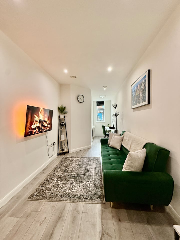 Luxury Bright Suite | 1-bed | City Centre Netflex - Leicester