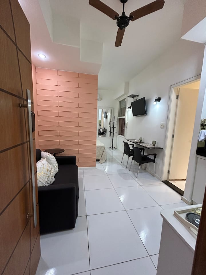 Copacabana Praia Studio Novo! Decorado Com Estilo. - Brasile