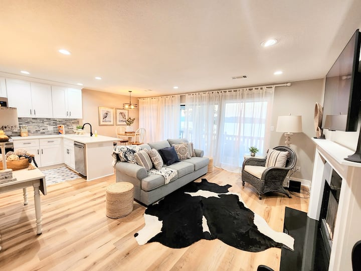 Farr Shores Sunset Bliss - Arkansas