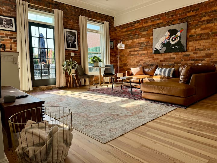 Penthouse Gvl - Greenville, SC