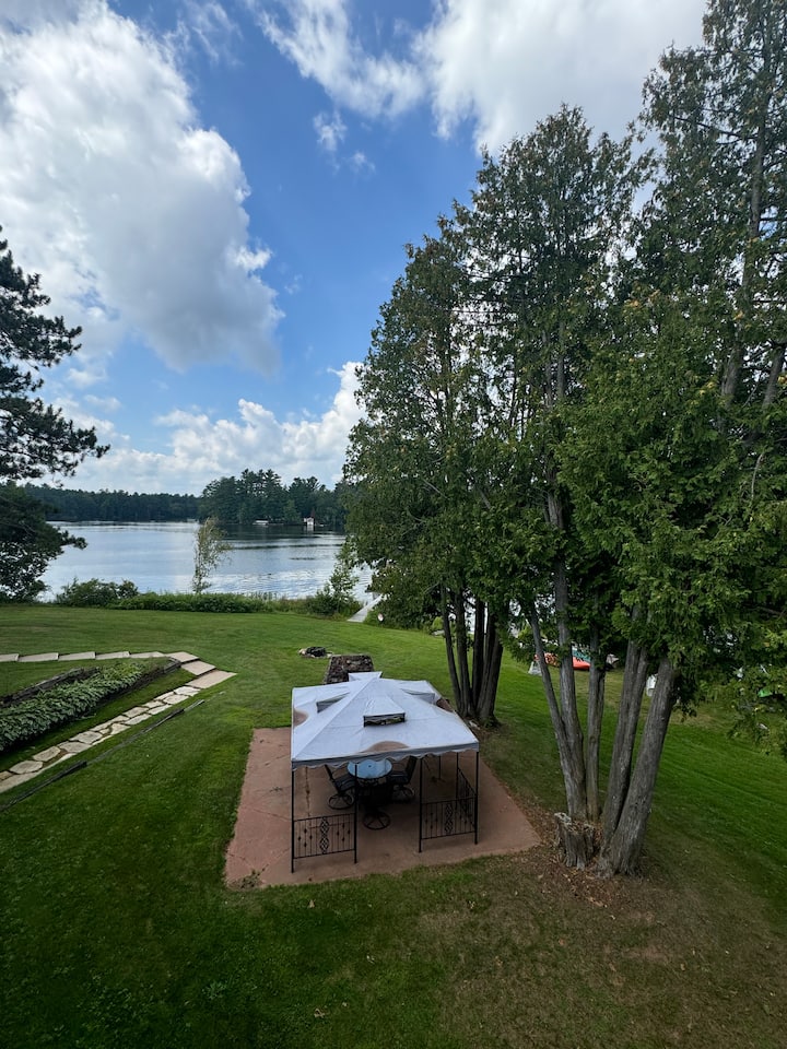 Chain Of Lakes Condo - Eagle River, WI