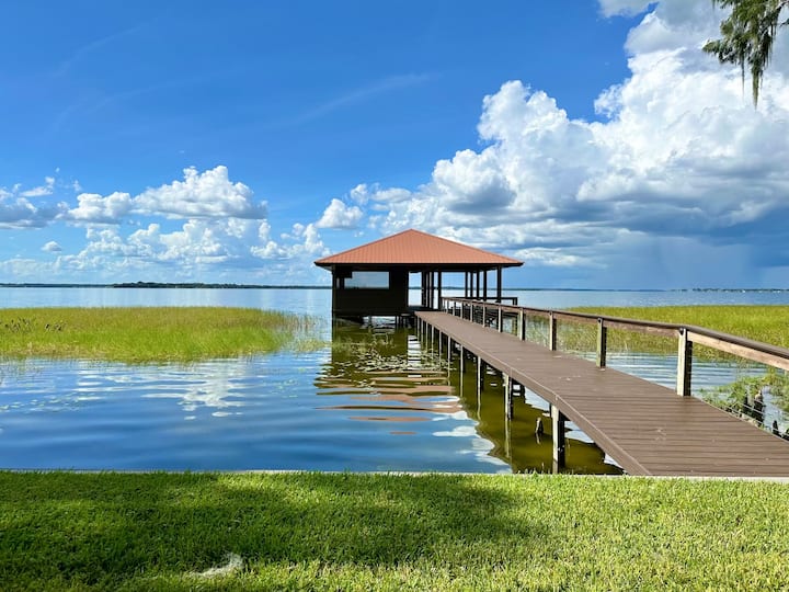 Luxury Landing At Lake Griffin - Leesburg, FL
