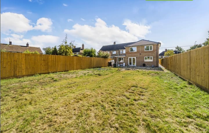 Luxury Large Ensuite Room Near Bicester Village - Bicester
