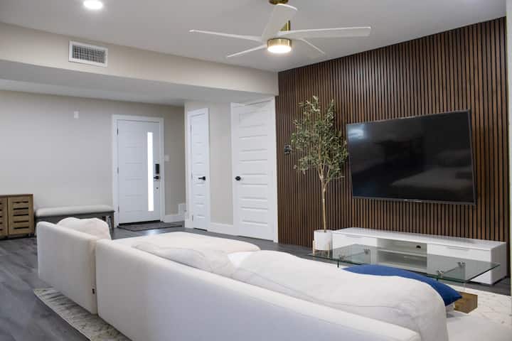 Modern 3br + Gym Plano | Patio, Turf, Grill - Plano, TX