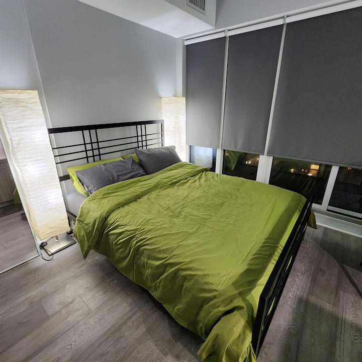 Cozy Dt To Unit-central Location-monthy Discount - Mississauga