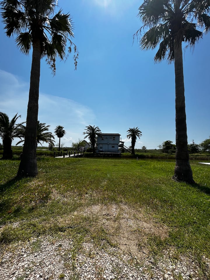 Private Fishing, Off-grid Campsite Close To Beach! - Crystal Beach, TX