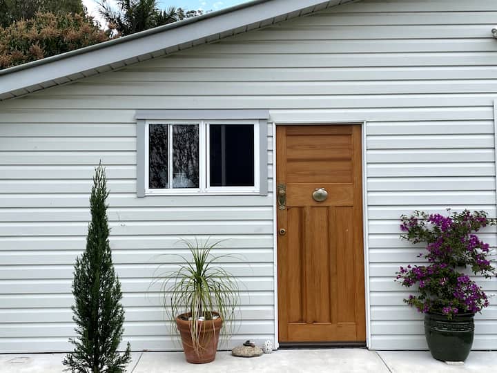 The Orchard Shack - Lawrence