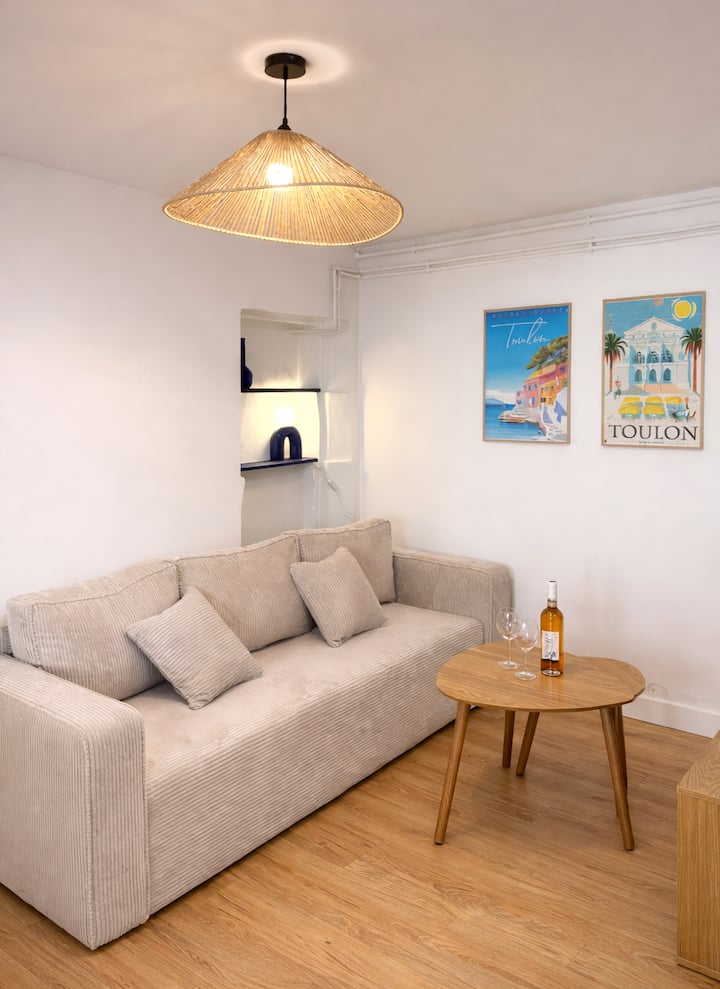Appartement Au Cœur De Toulon
Face Cathédrale - Var