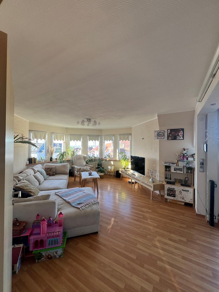 2 Zimmer+ Balkon - Böblingen