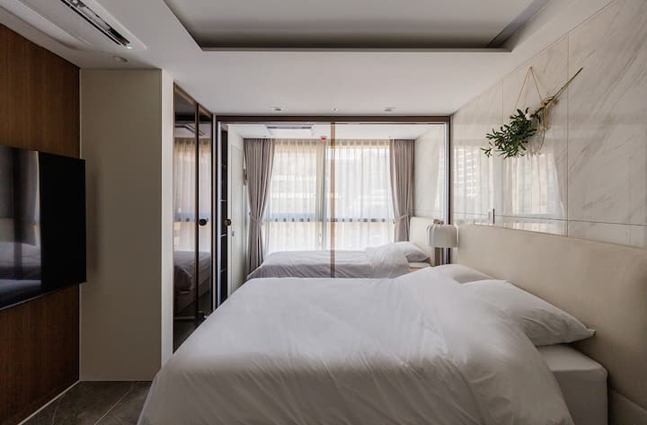 서초구 럭셔리 호텔급레지던스
#강남레지던스#반포한강 #조식뷔페 #의료관광#프리미엄웨케이션 - Seoul