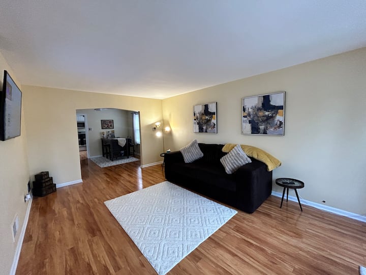 Apartment In Chicago - South Front Avenue, IL