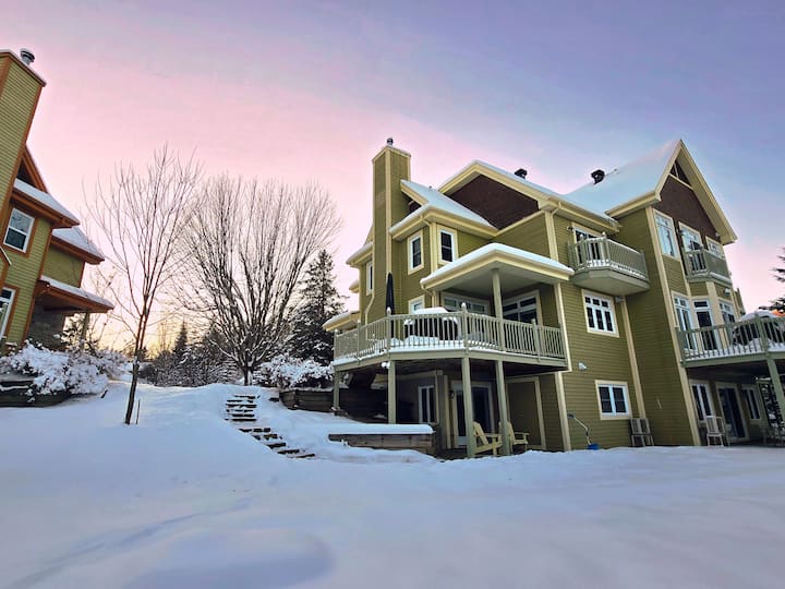 Family & Friends-sleeps 10-vip Pass-8 Min To Lifts - Mont-Tremblant