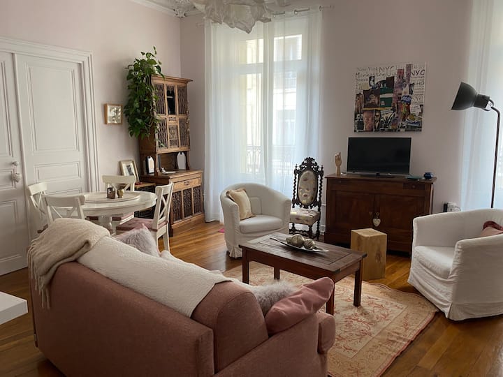 La Dame Du Puy - T3 - 100m2/2ch
Quartier Lafayette - Le Puy-en-Velay