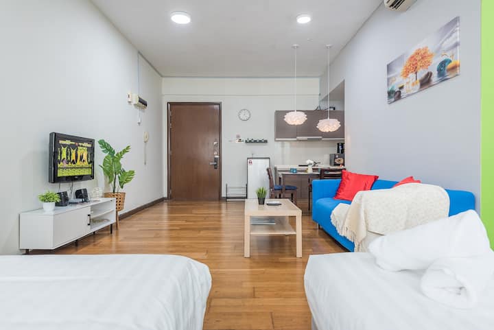 Sunny Haven Regalia Residence/ 2-4 Pax - Kuala Lumpur