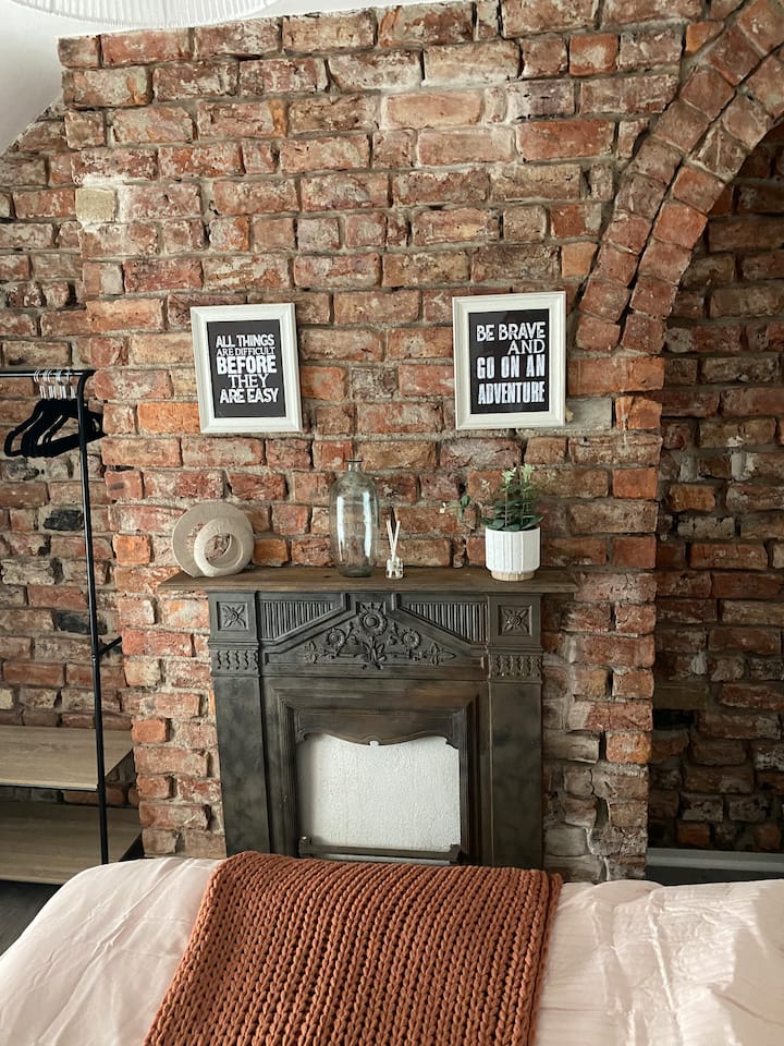 Chloe’s Cottage - Derry