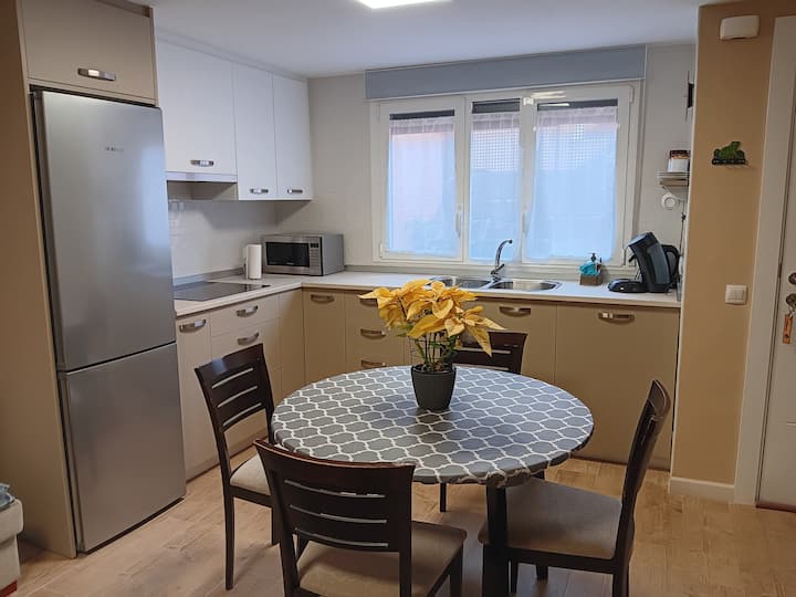 Apartamento Independiente En Planta Baja De Adosad - Toledo