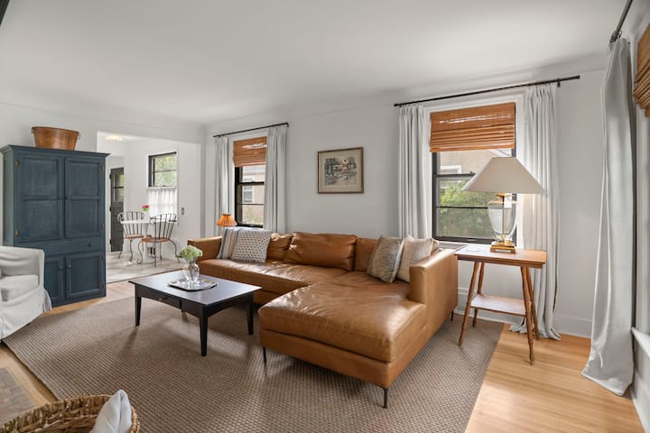 Cozy And Convenient Minneapolis Townhome - Edina