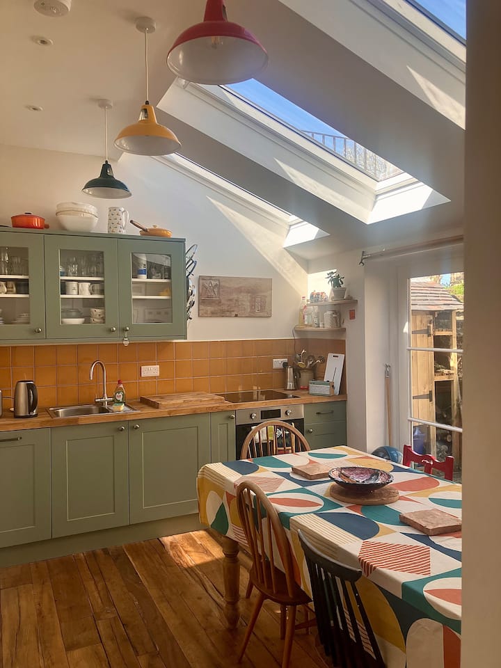 Cosy, Cottage Retreat In A Fantastic Village. - Derbyshire