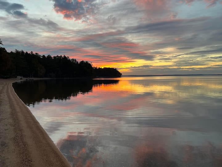 Cozy Casco Cottage - Sebago Lake State Park, Casco