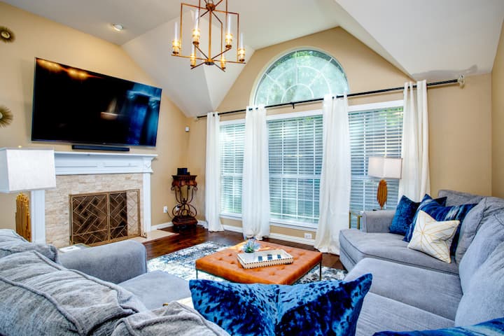 Glamorous Home Near At&t Stadium - Grapevine, TX