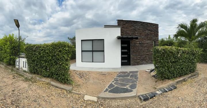 Casa De Campo En El Carmen, Col. - Carmen de Apicalá