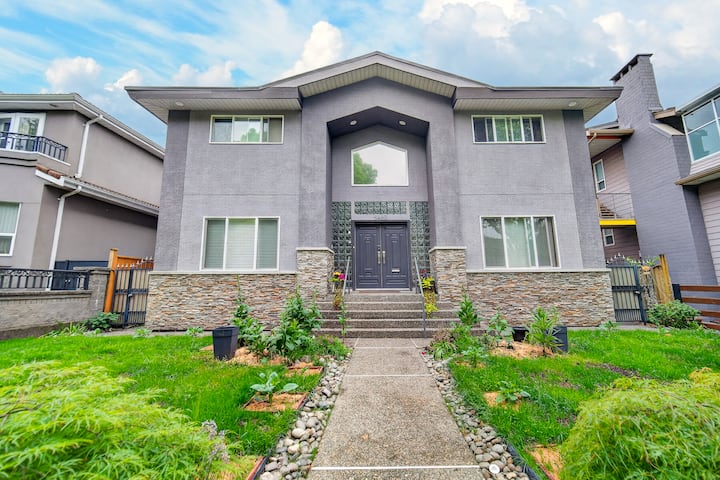 Home Oasis | 15 Mins Downtown - Airport - Bc Place - Vancouver