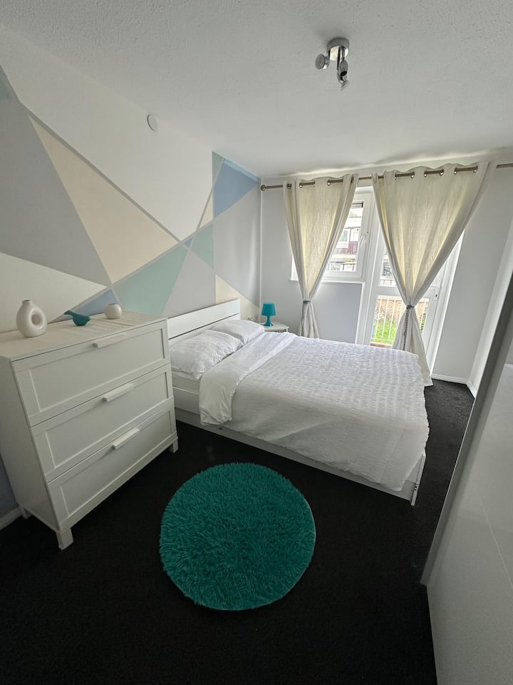 Bright & Cosy 2-bed Apartment•free Parking•central - Rotherham