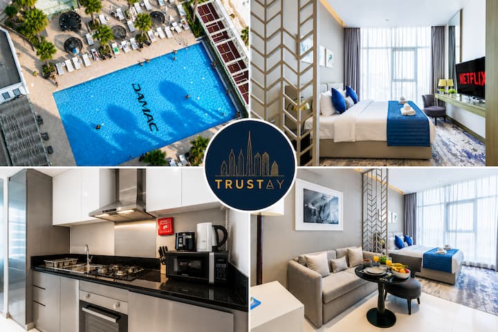 Modern Studio In Business Bay | Canal & City Views - ドバイ